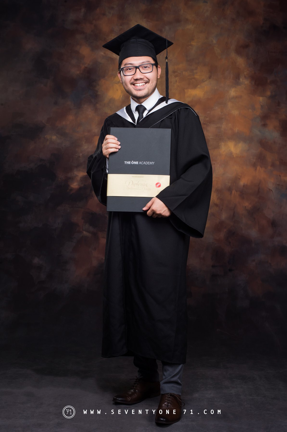 Graduation – Studio Seventyone